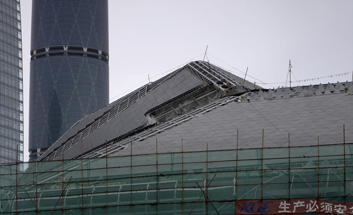 Guangzhou Opera House by Zaha Hadid Architects: A Masterpiece of ...